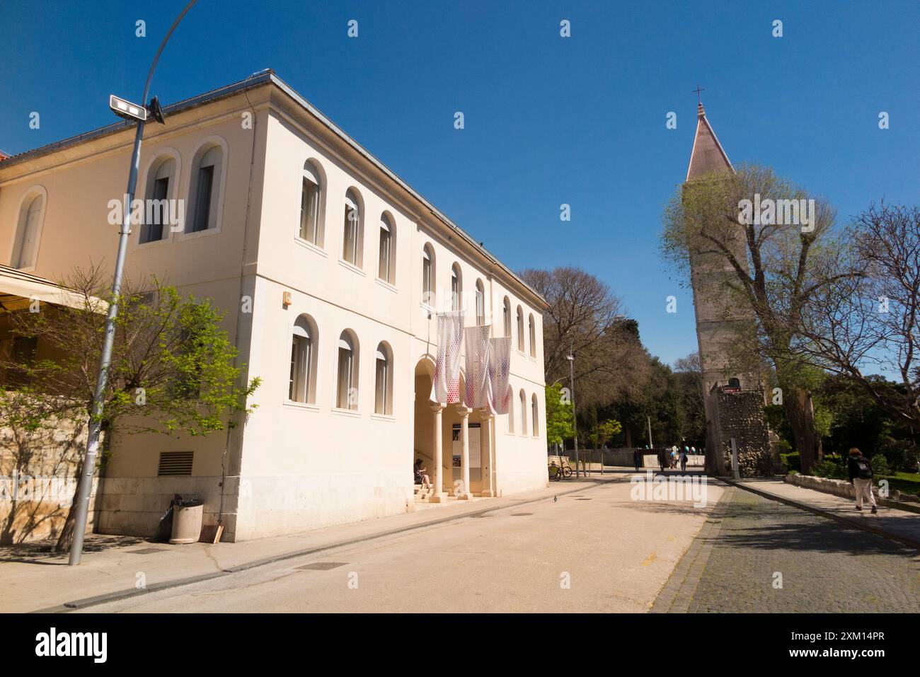 Building exterior of The Gallery of Fine Arts / The Museum of Fine Arts ...