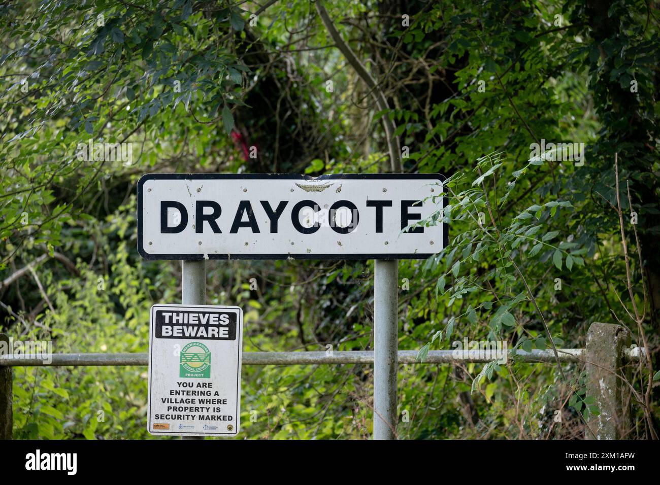Draycote village sign, Warwickshire, England, UK Stock Photo - Alamy
