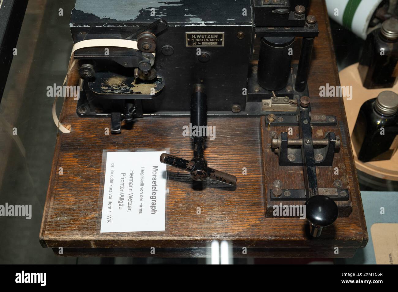 Morse code machine hi-res stock photography and images - Alamy