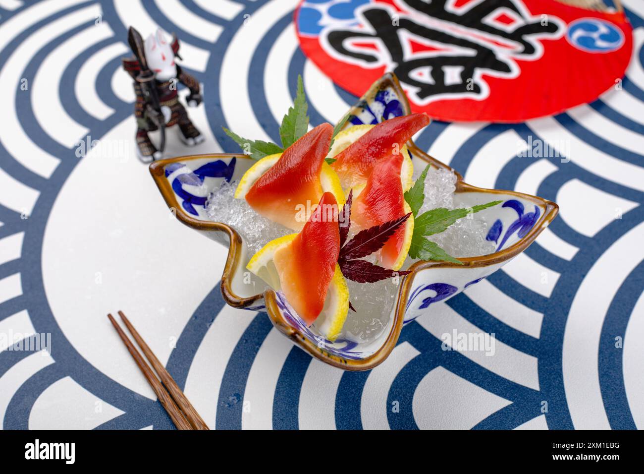 arctic shellfish Sashimi,fresh sashimi set on ice, Japanese food Stock ...