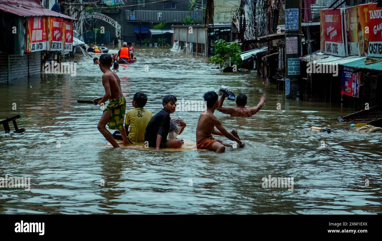 Quezon City, Philippines. 16th Mar, 2021. The road in Barangay Bagong ...