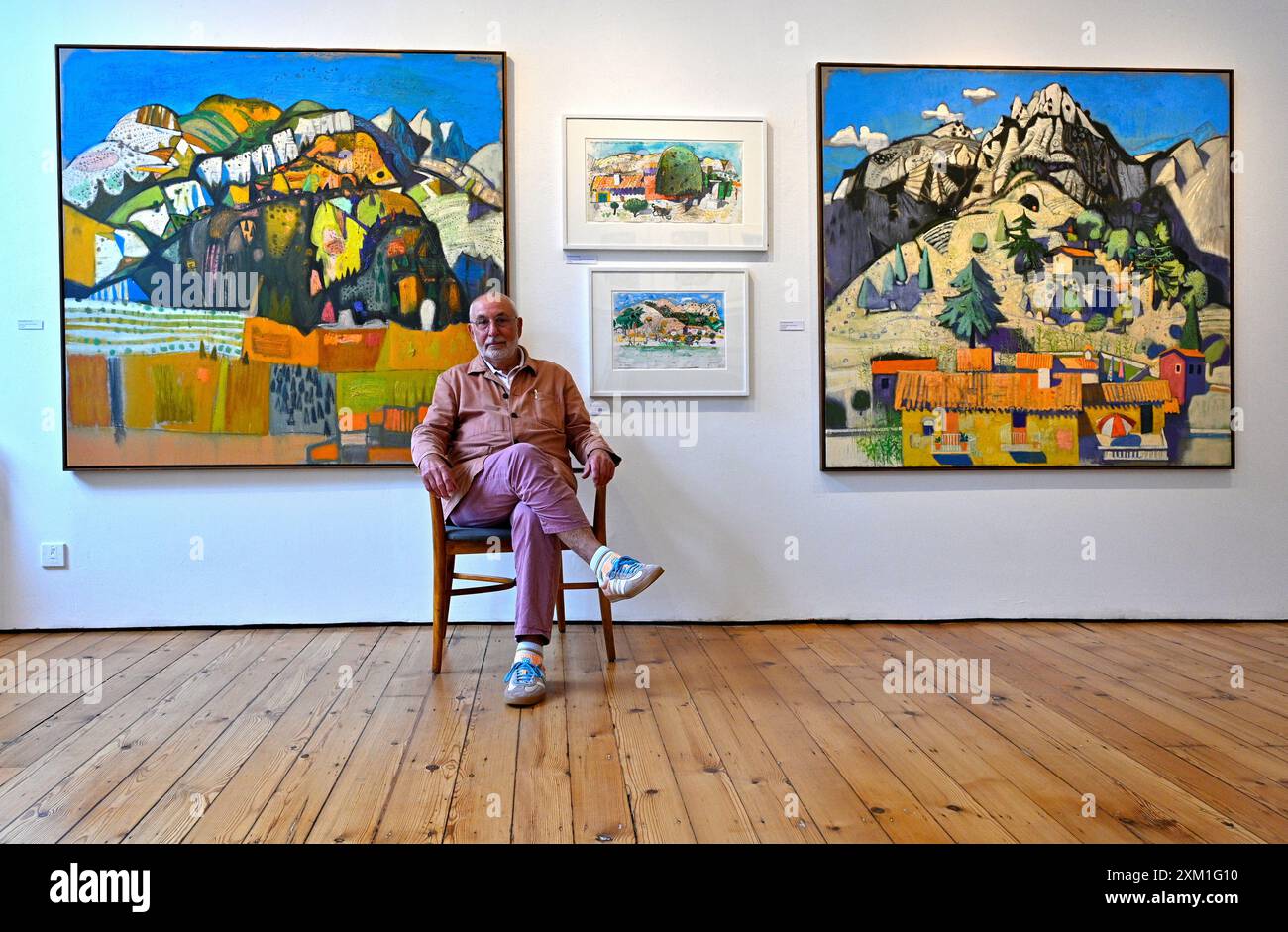 Edinburgh, Scotland, UK. 25th Jul 2024. Artist Leon Morrocco beside his ...