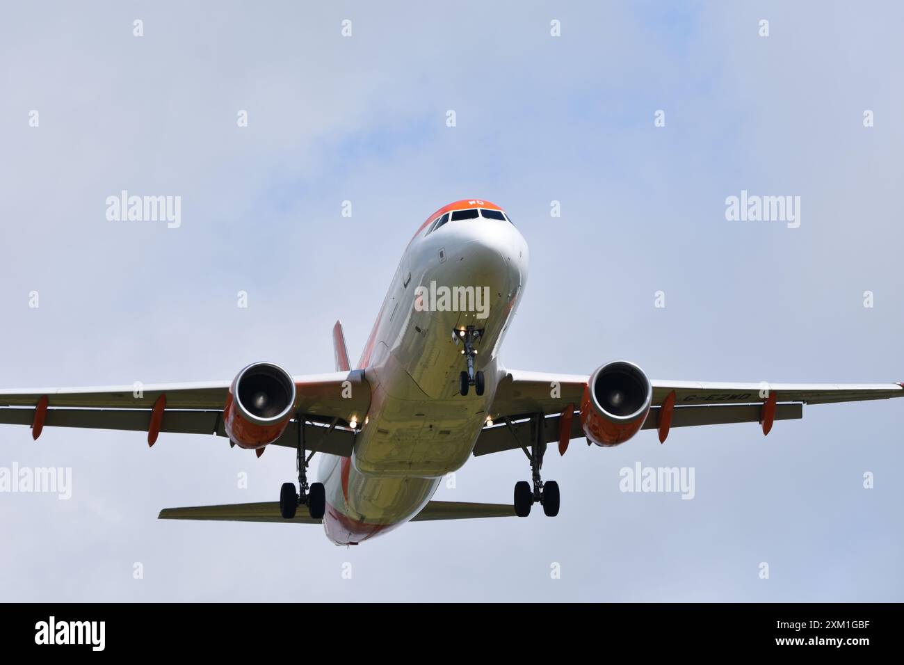 An easyJet aircraft coming in to land on the 23rd July 2024 (Bristol ...