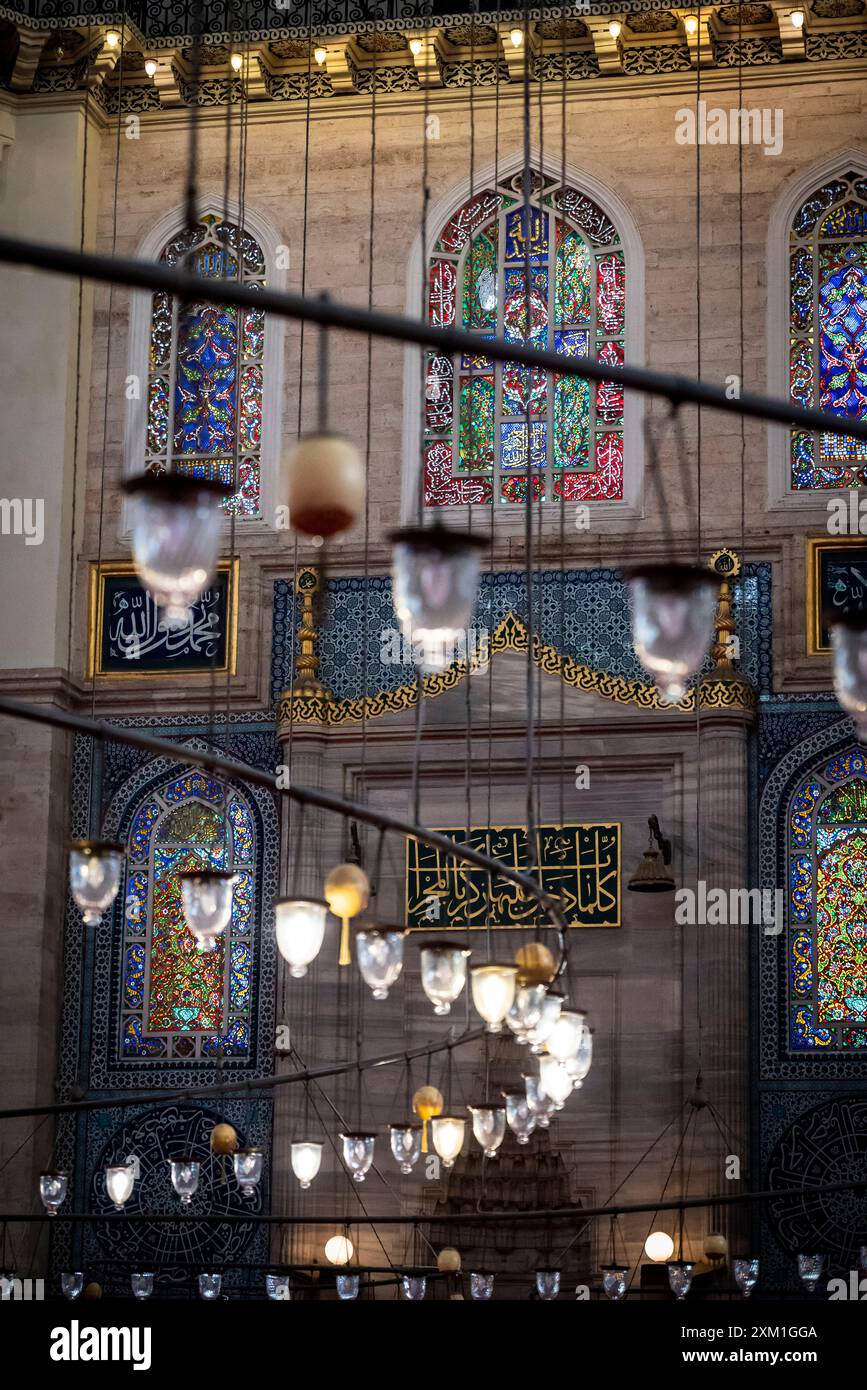 Close-up decoration in the Suleymaniye Mosque, built in 1557 for for ...