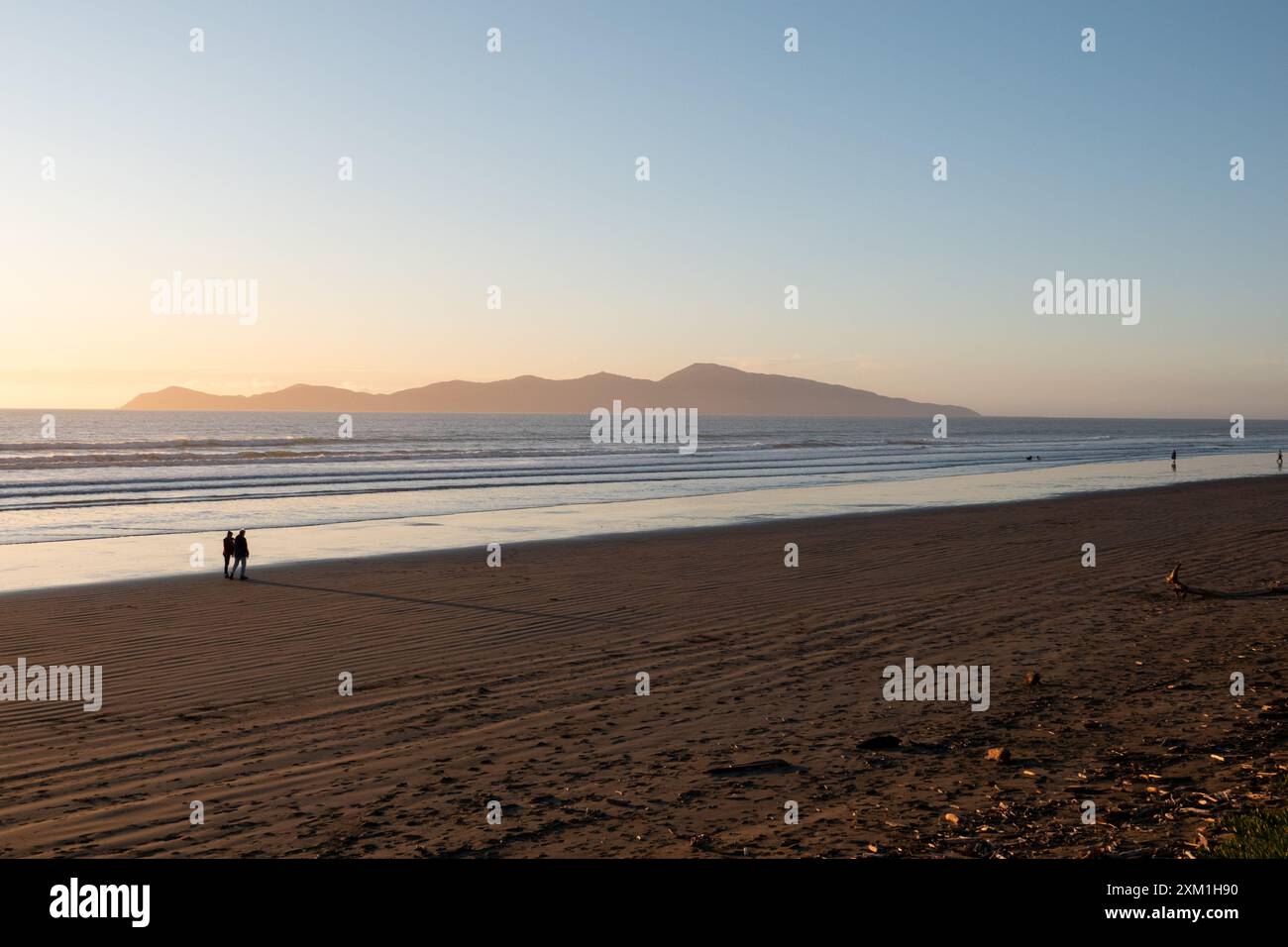 View of Kapiti Island from Queen Elizabeth park in Kapiti, New Zealand ...