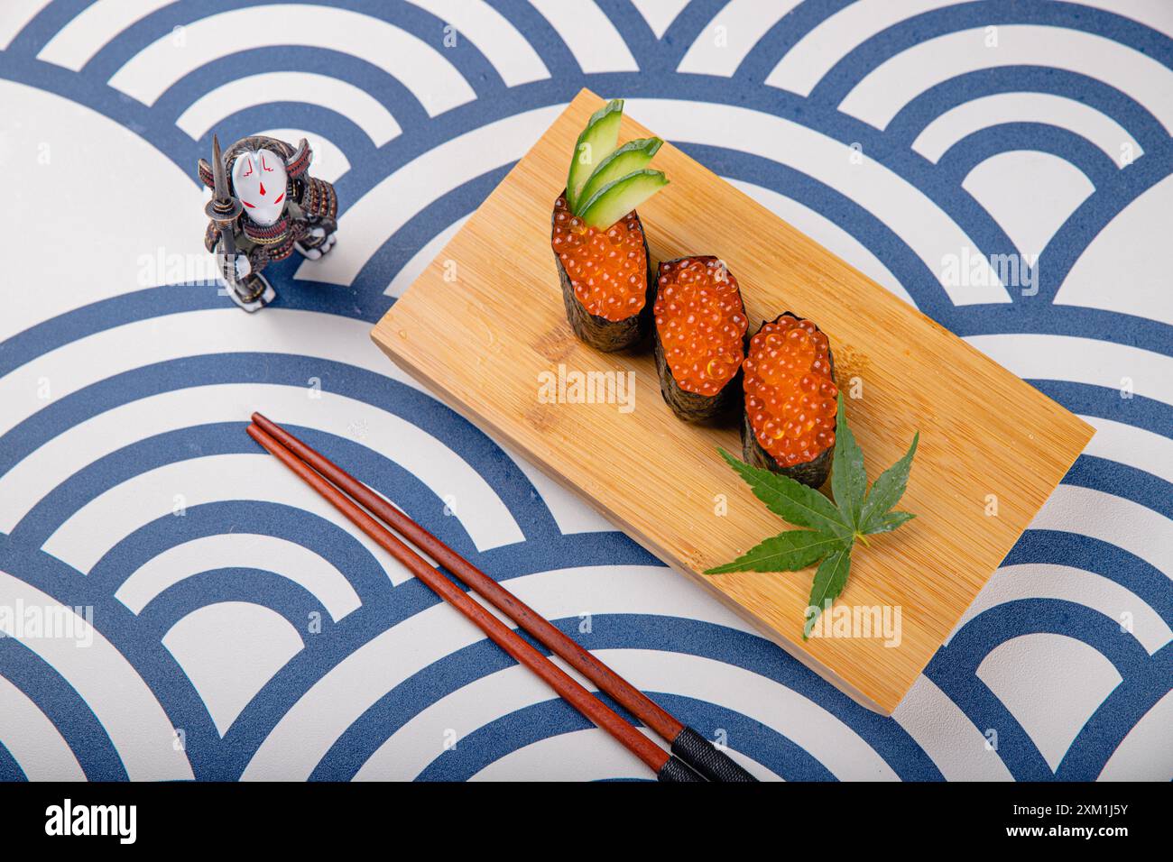 Salmon Roe Sushi Gunkan Stock Photo - Alamy