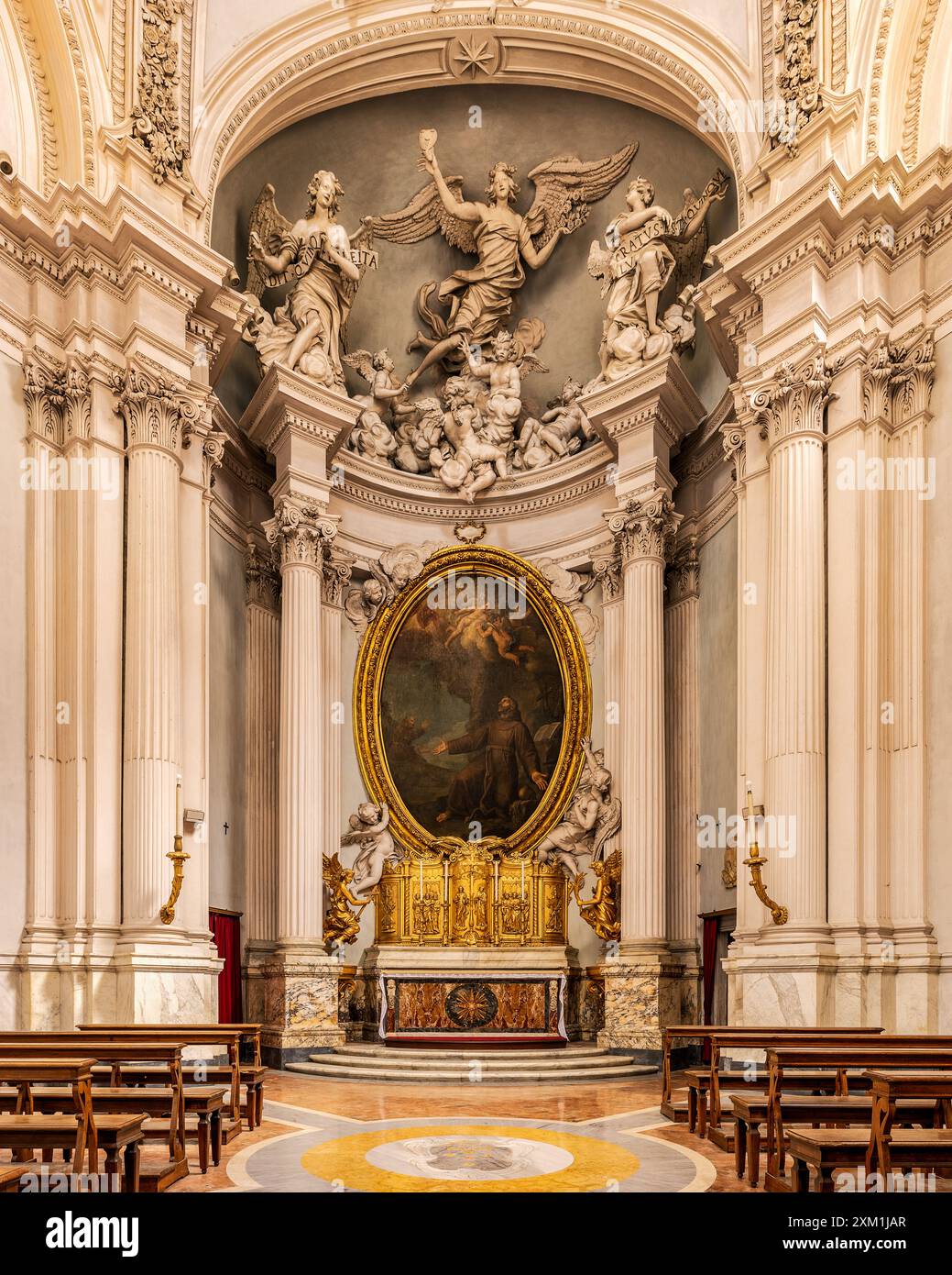 Basilica San Giovanni in Laterano in Rome Stock Photo - Alamy