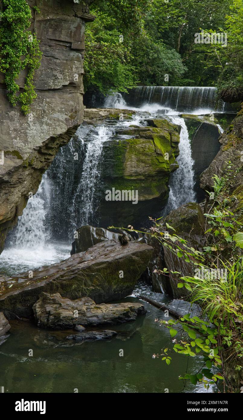 Dulais river hi-res stock photography and images - Alamy