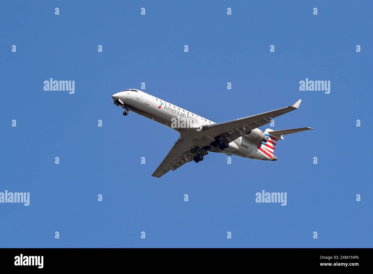 Bombardier crj 702er hi-res stock photography and images - Alamy