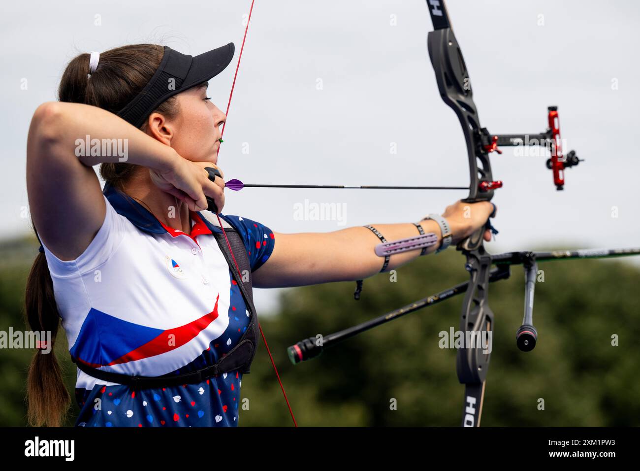 Paris, France. 25th July, 2024. Marie Horackova of Czech Republic in ...