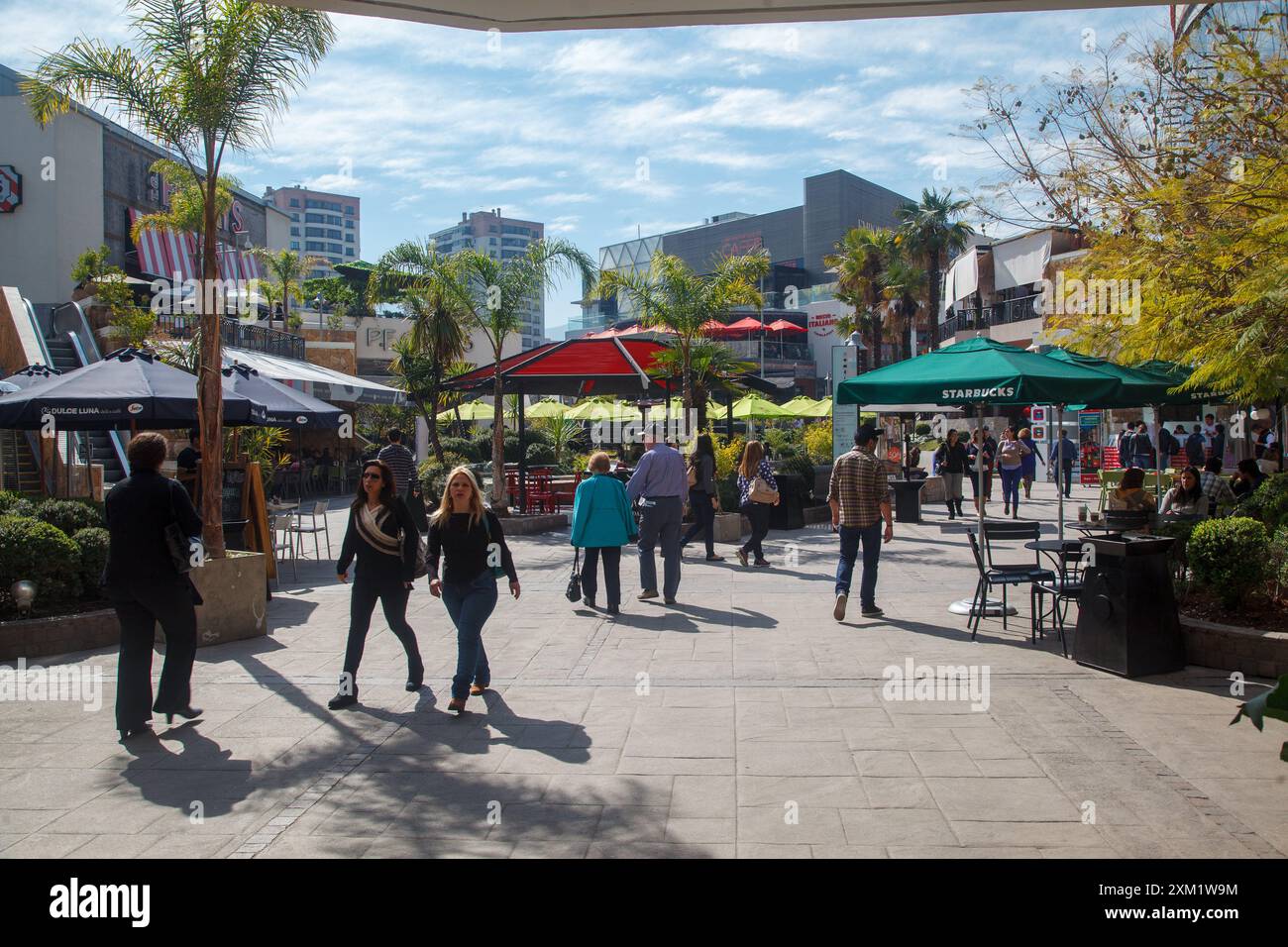 Shopping mall in santiago chile hi-res stock photography and images - Alamy