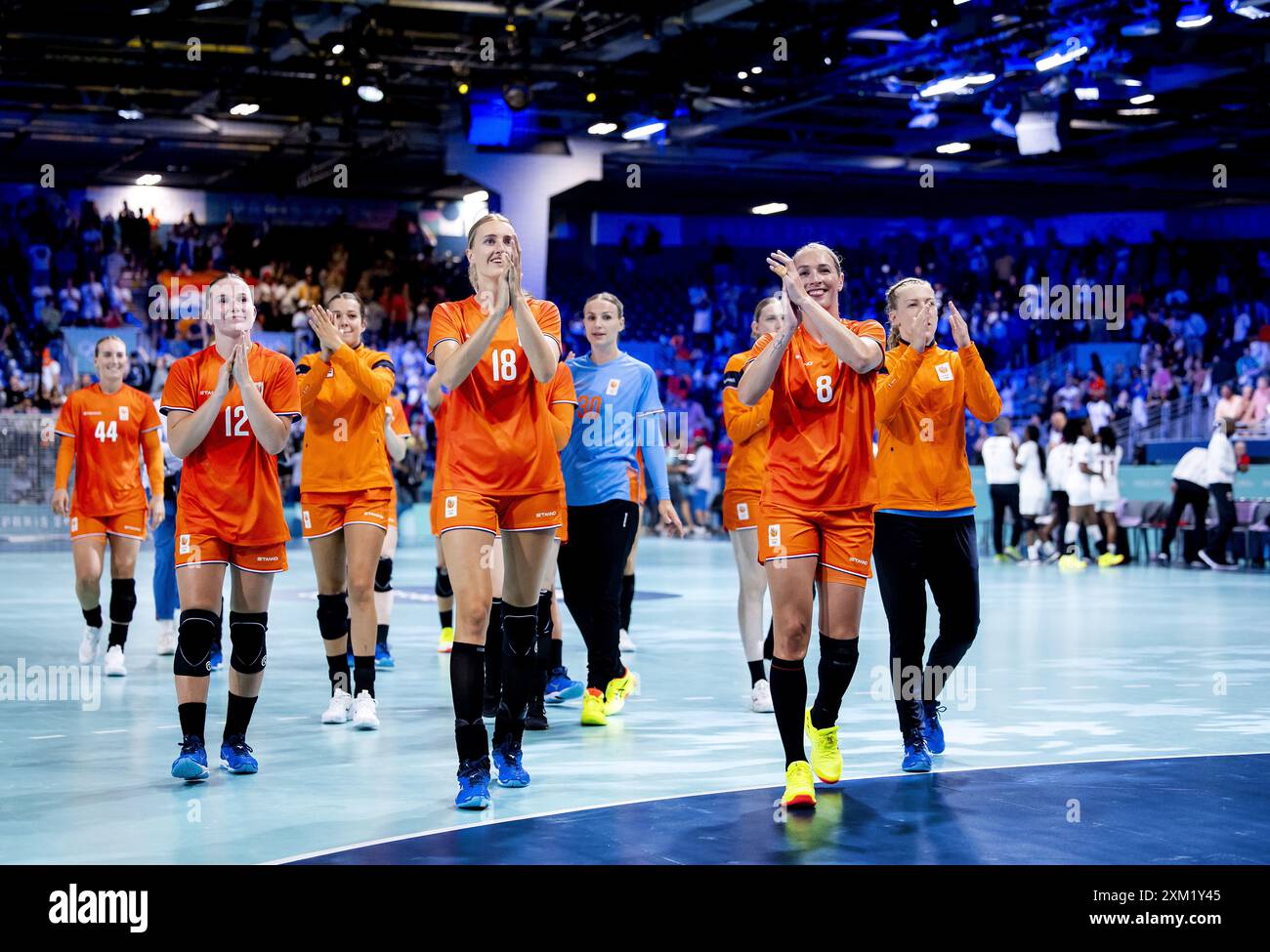 PARIS - Nikita van der Vliet, Bo van Wetering, Kelly Dulfer, Lois ...