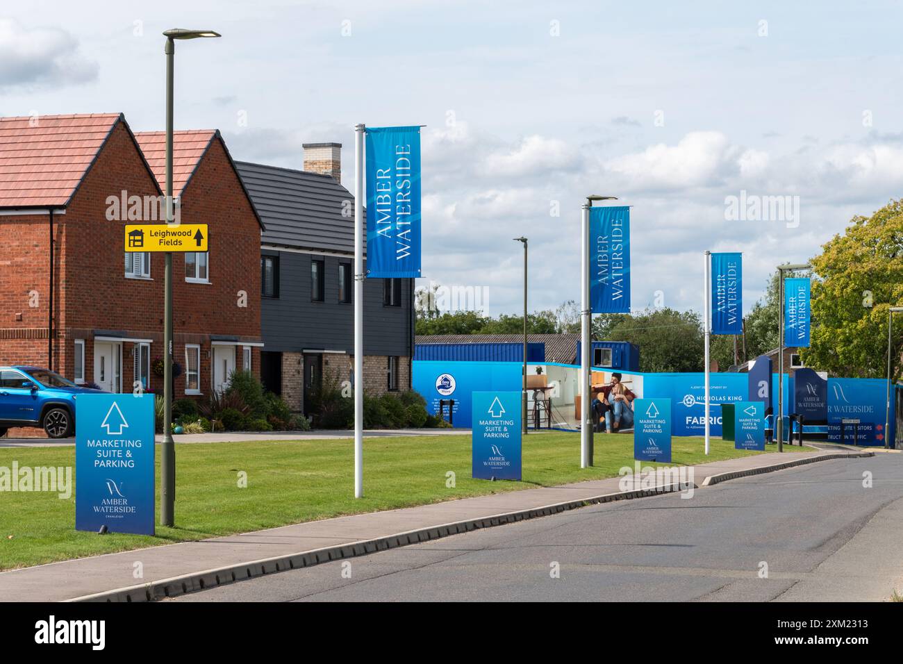 Amber Waterside, new housing development beside Knowle Park on edge of ...