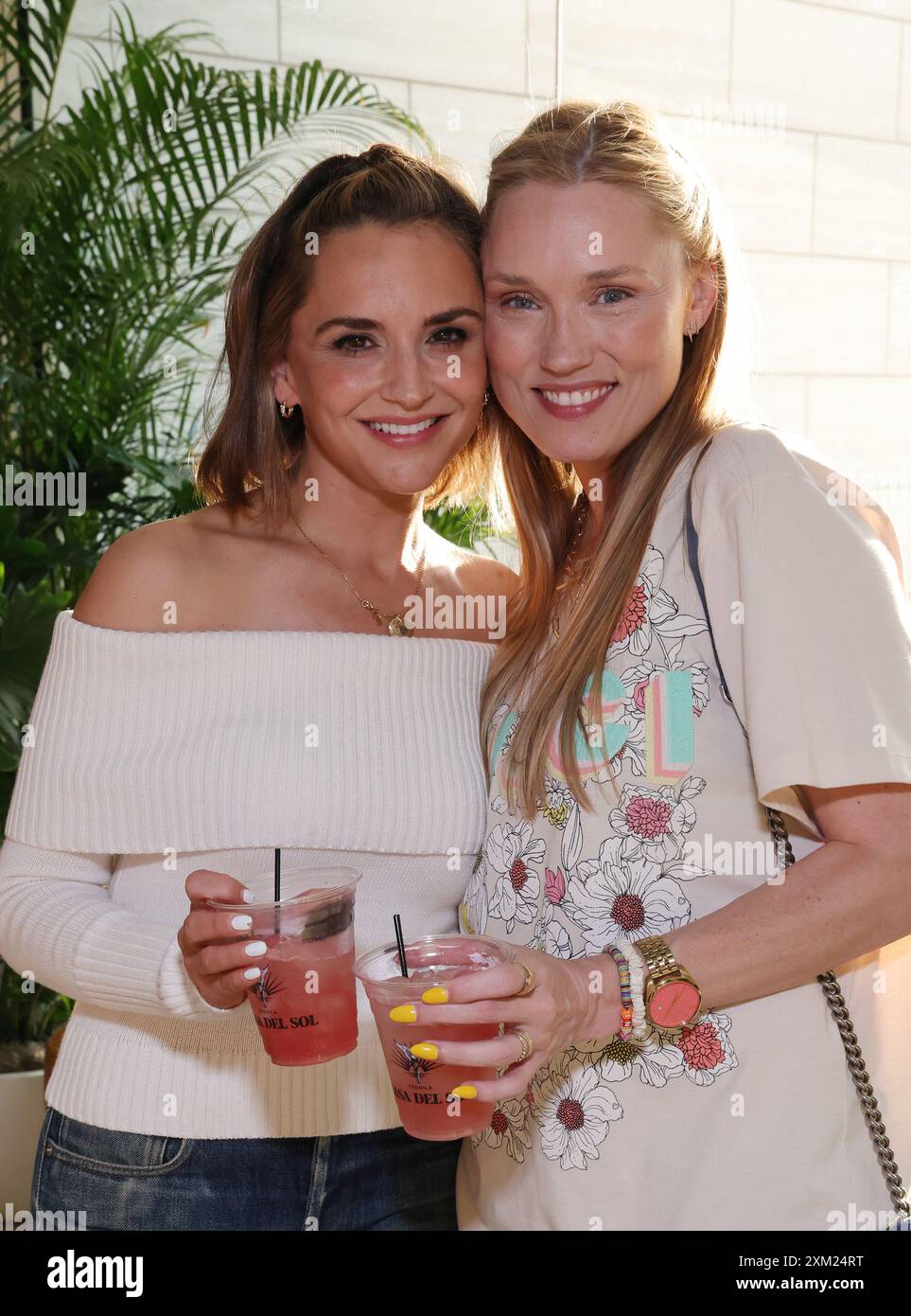 Beverly Hills, Ca. 24th July, 2024. Rachael Leigh Cook, Clare Grant at ...