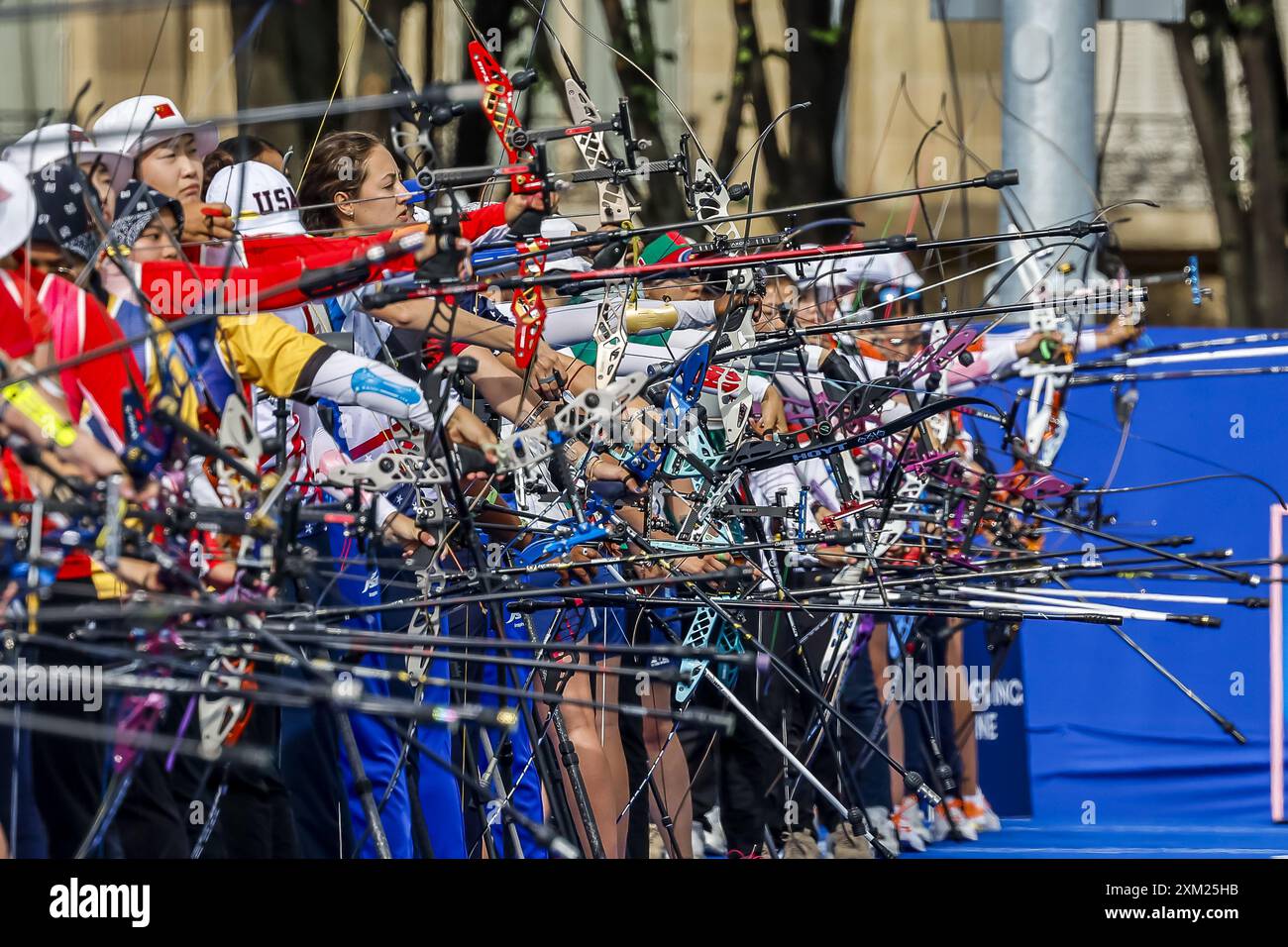 Shooting line illustration Women's Individual Ranking Round Archery ...