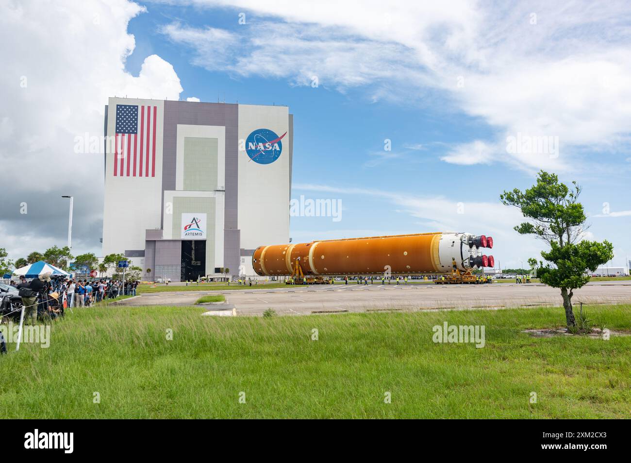 Artemis sls space launch system vab pegasus hi-res stock photography and images - Alamy