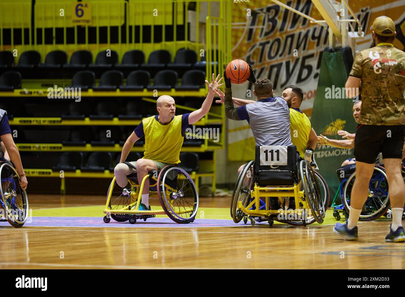 Wheelchair basketball game players compete hi-res stock photography and ...