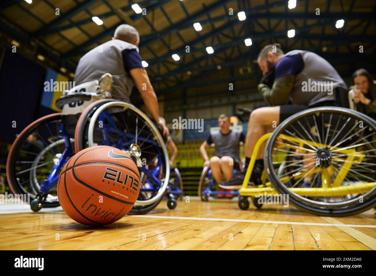 Paralympics basketball court hi-res stock photography and images - Alamy