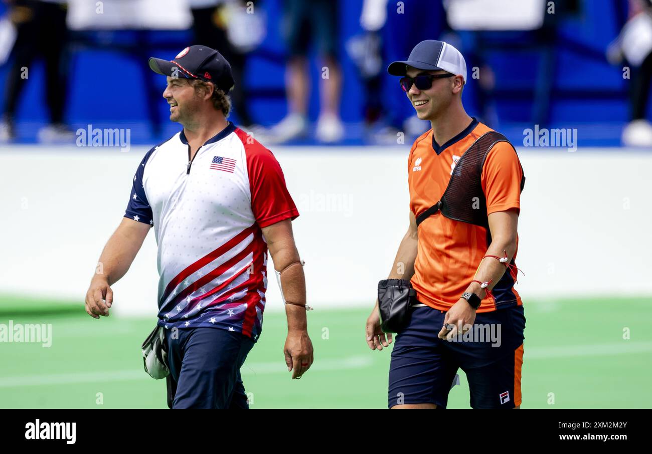 PARIS - Archer Steve Wijler in action during the qualifications. The ...