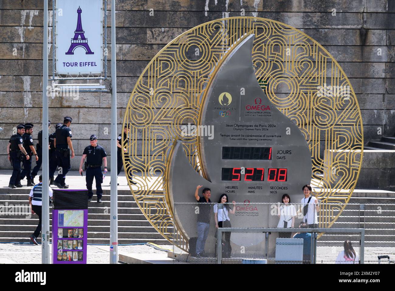 Paris, France, 250724. The atmosphere in Paris on the eve of the opening of the Paris 2024 ...