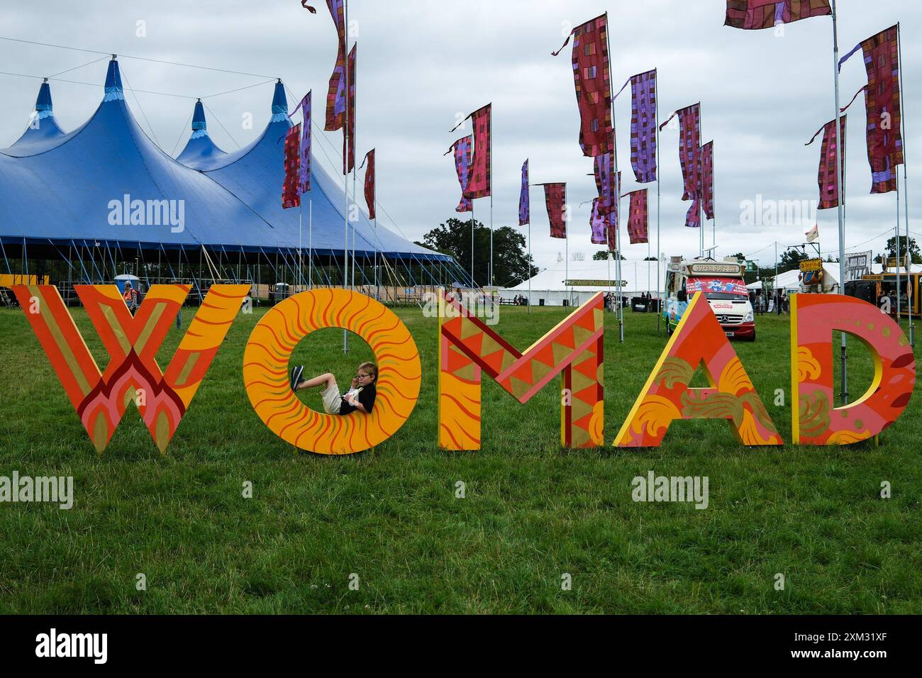 Malmesbury, UK. 25th July, 2024. Atmosphere during Womad - World of ...