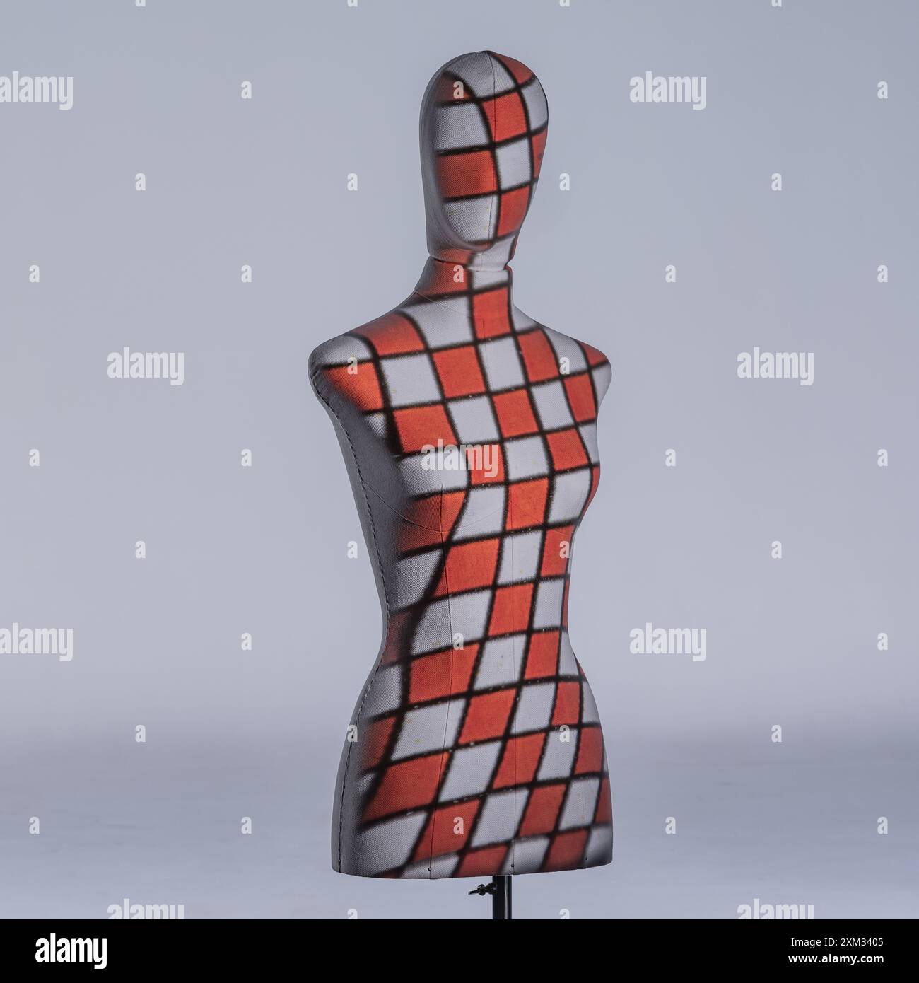 Butler mannequin hi-res stock photography and images - Alamy