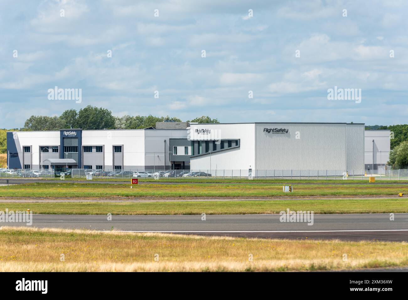 FlightSafety International building at Farnborough Airport, UK. Flight ...