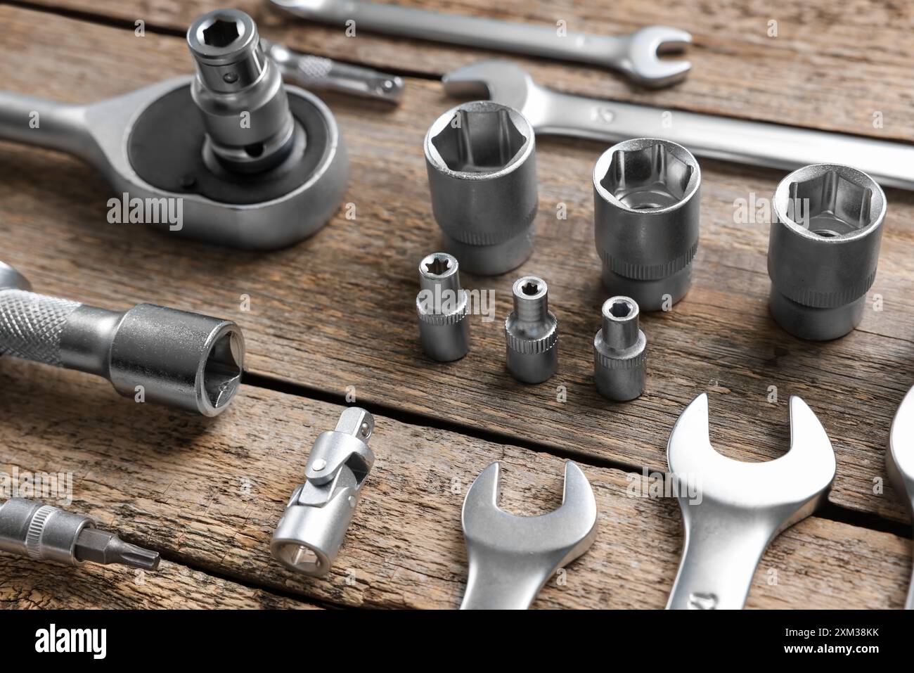 Set auto mechanics tools hi-res stock photography and images - Alamy