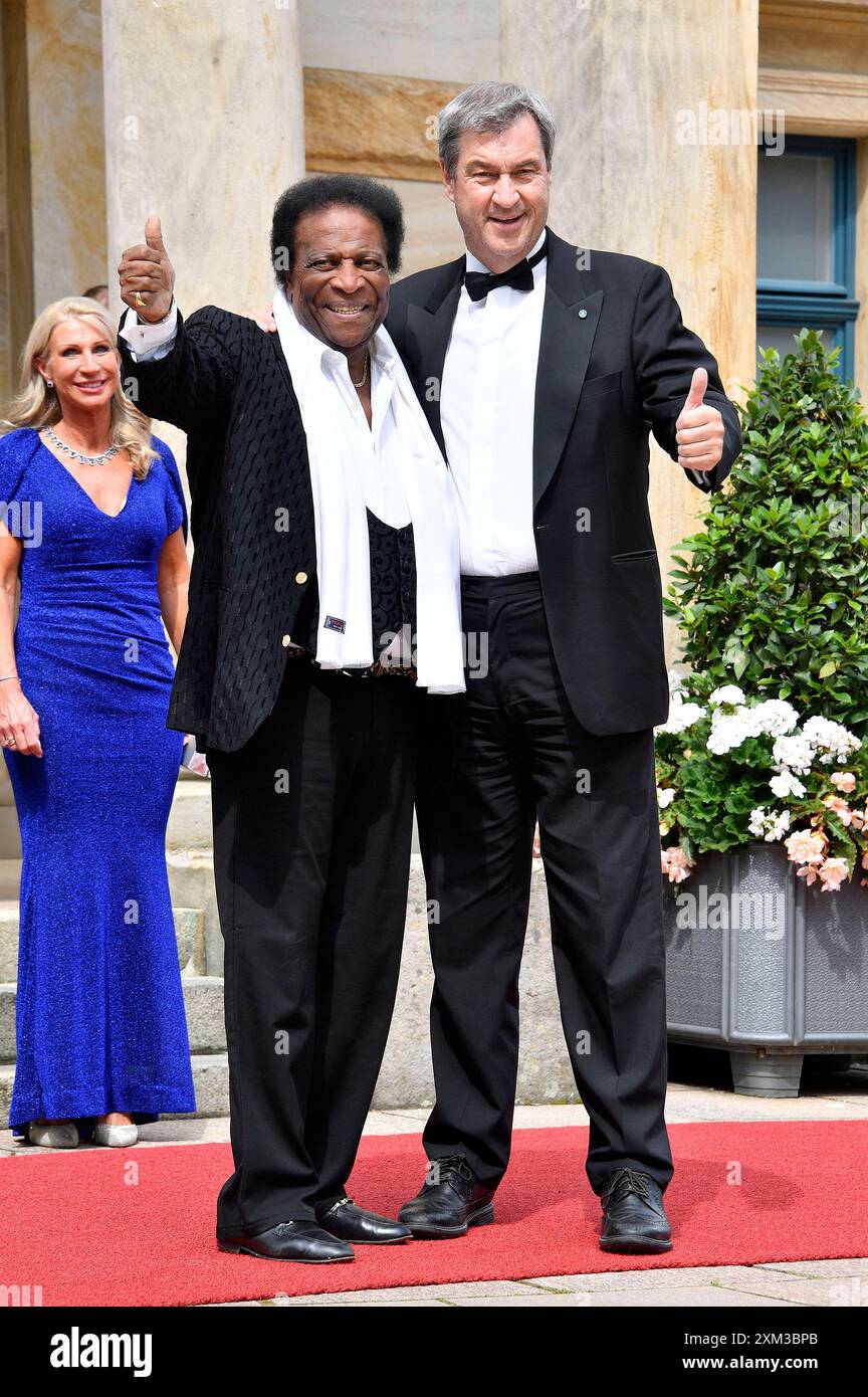 Roberto Blanco und Markus Söder bei der Eröffnung der Richard-Wagner ...