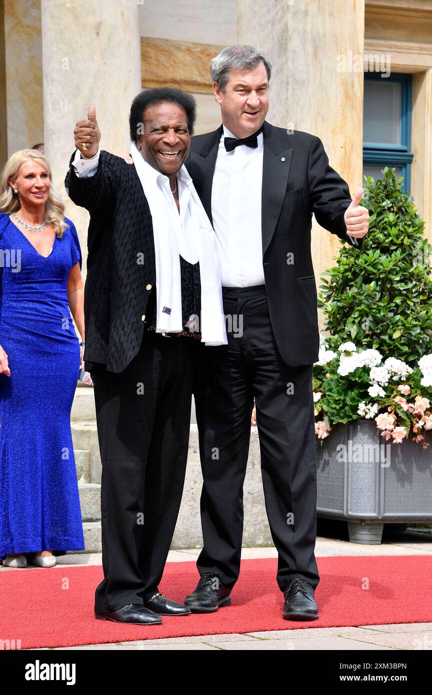 Roberto Blanco und Markus Söder bei der Eröffnung der Richard-Wagner ...