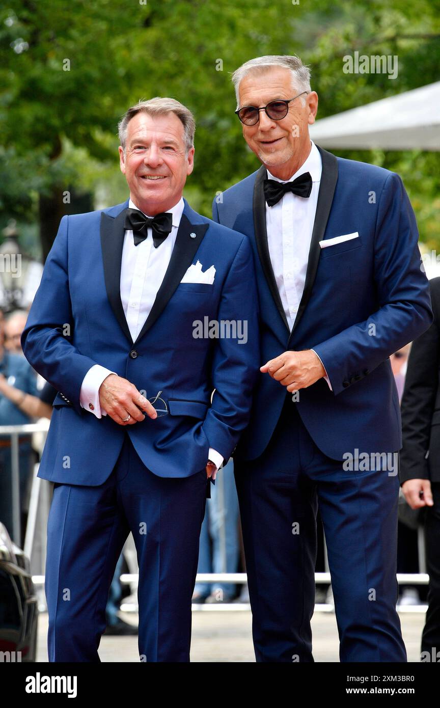Patrick Lindner mit Ehemann Peter Schäfer bei der Eröffnung der Richard ...