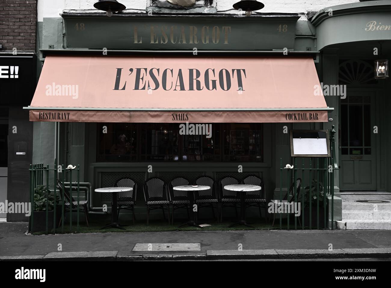 London lescargot restaurant hi-res stock photography and images - Alamy