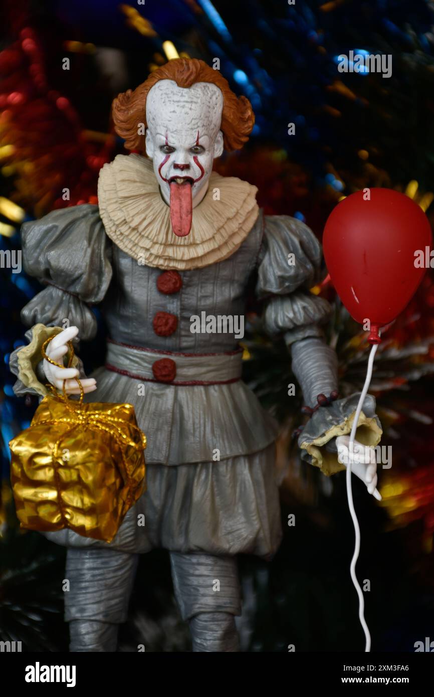 Pennywise movie hi-res stock photography and images - Alamy