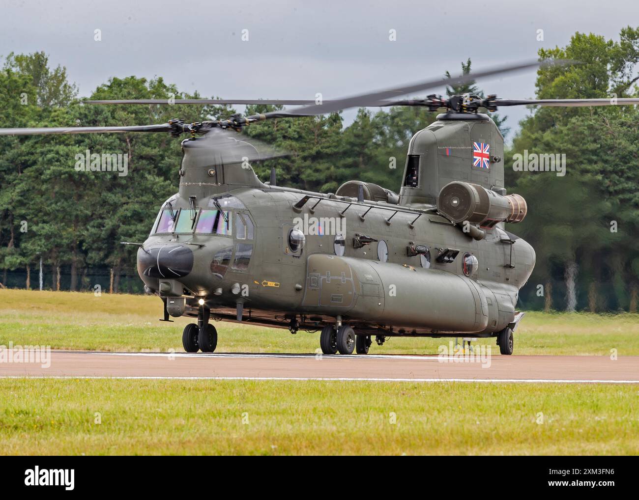 Royal Air Force Chinook Role Demo Team, The Royal International Air ...