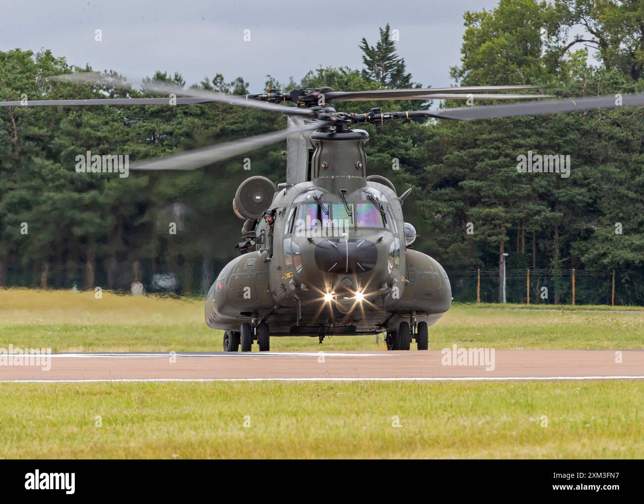 Royal Air Force Chinook Role Demo Team, The Royal International Air ...