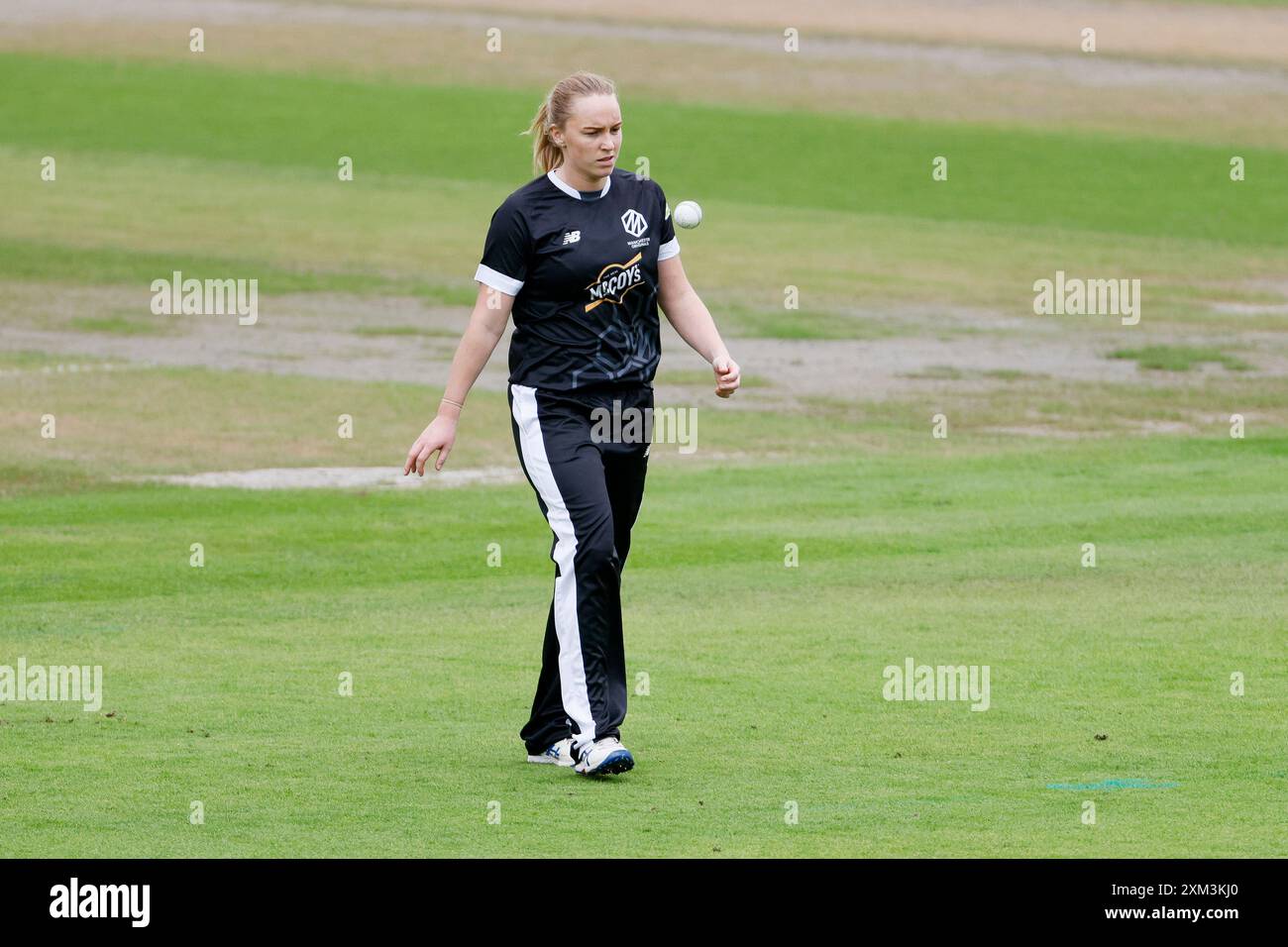 Cricket kim garth hi-res stock photography and images - Alamy