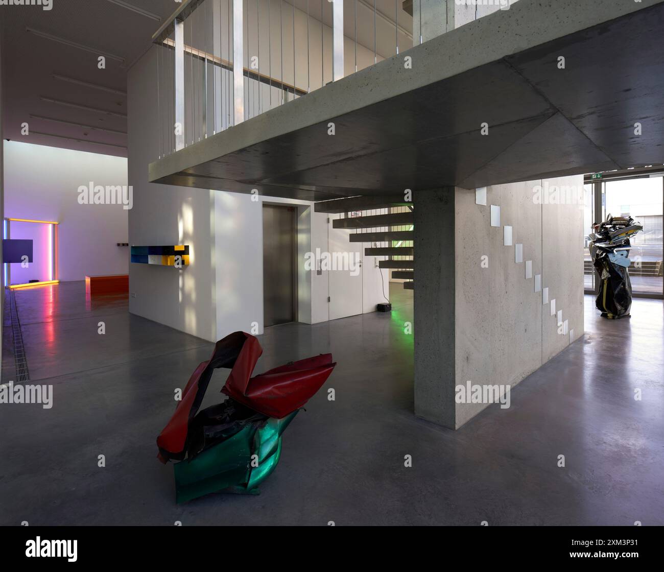 Exhibition gallery and stairway. Stiftung Froehlich - Froehlich ...