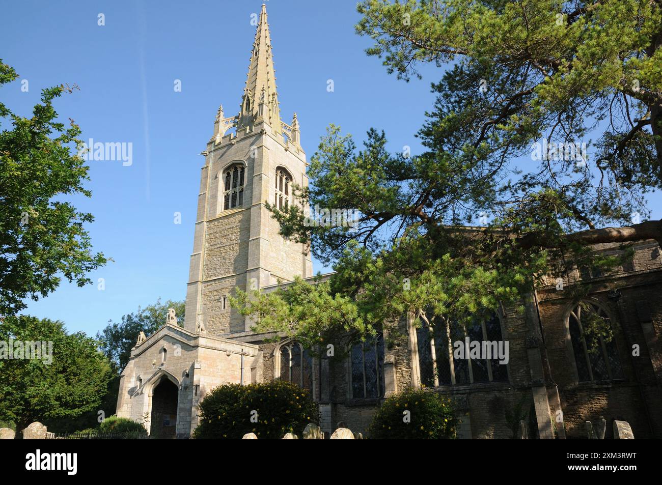 St Peter;s Church, Yaxley, Cambridgeshire Stock Photo - Alamy