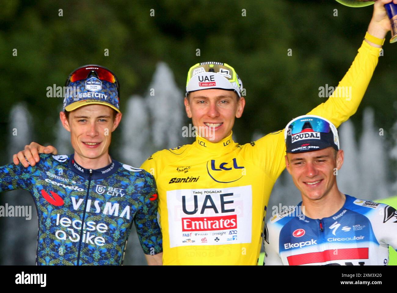 Final Tour de France Podium Pogacar Vingegaard Evenepoel Stock Photo ...