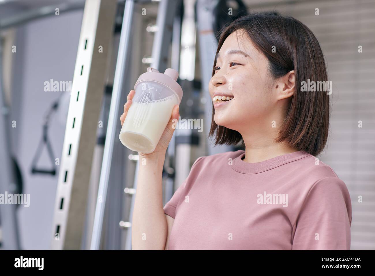 Women protein shake hi-res stock photography and images - Alamy