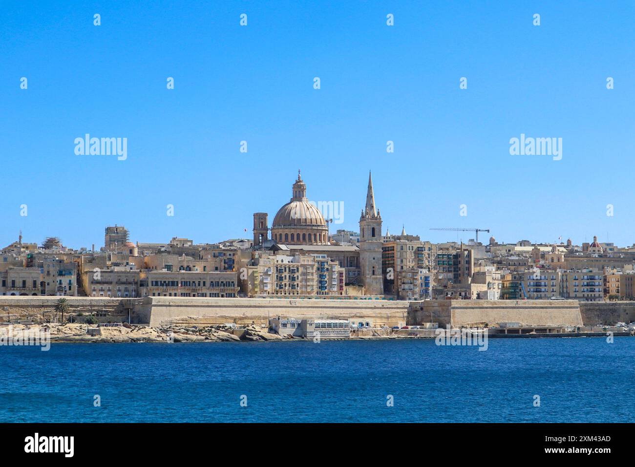 Malta valletta wall bastion tower hi-res stock photography and images ...