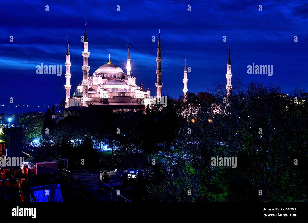 Mosque blue estambul hi-res stock photography and images - Alamy