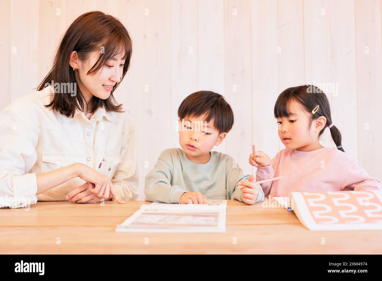 Japanese kids studying at home Stock Photo - Alamy