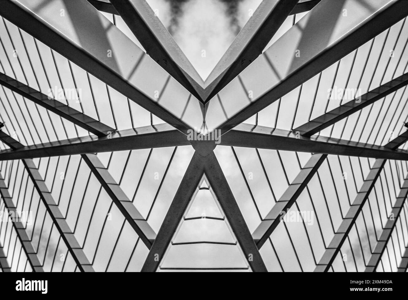 Iron glass ceiling Black and White Stock Photos & Images - Alamy