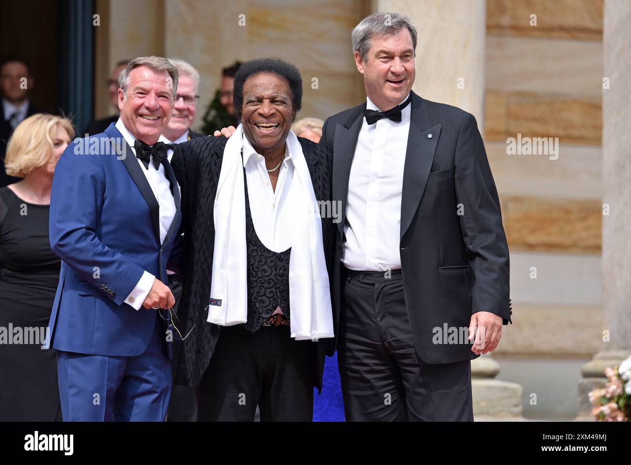 Patrick Lindner, Roberto Blanco, Markus Söder bei der Eröffnung der ...