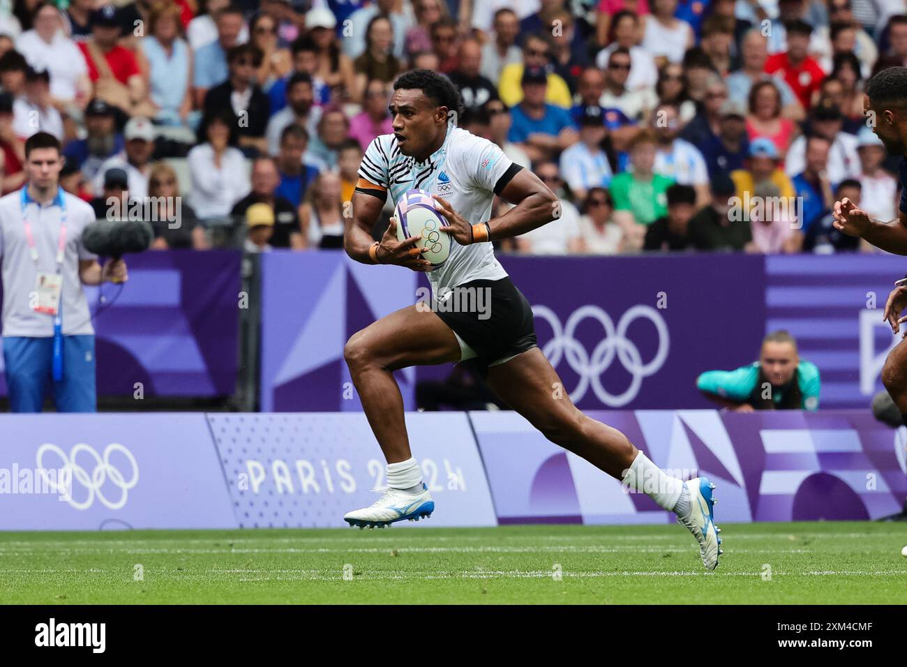 Paris, France, 25 July, 2024. Stephen Parez Edo Martin (5) of Team ...