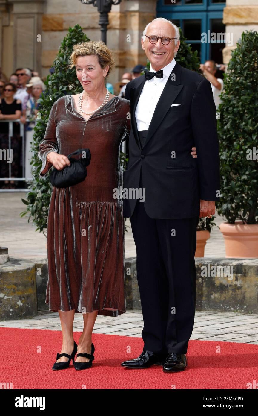 Margarita Broich mit Ehemann Dirk Schmalenbach bei der Eröffnung der ...