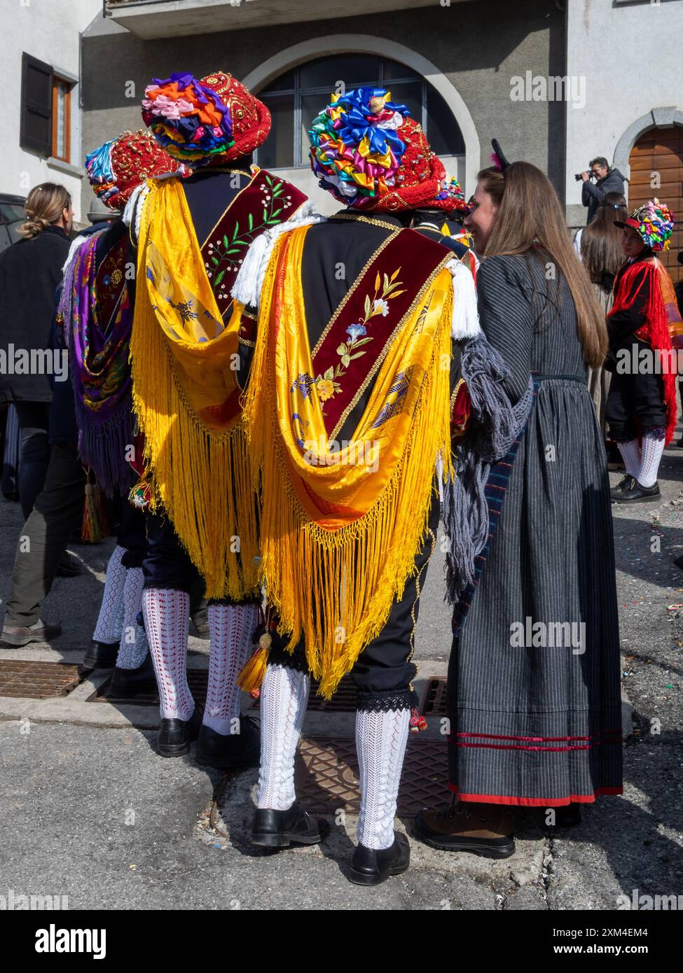 Dancers parade during carnival hi-res stock photography and images - Alamy