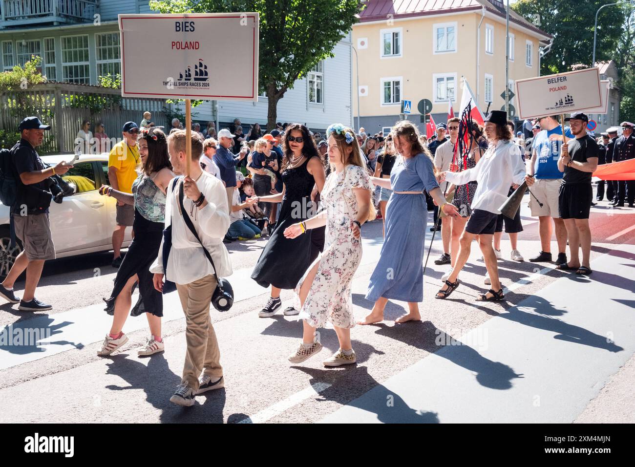 Dance parade 2024 hi-res stock photography and images - Alamy