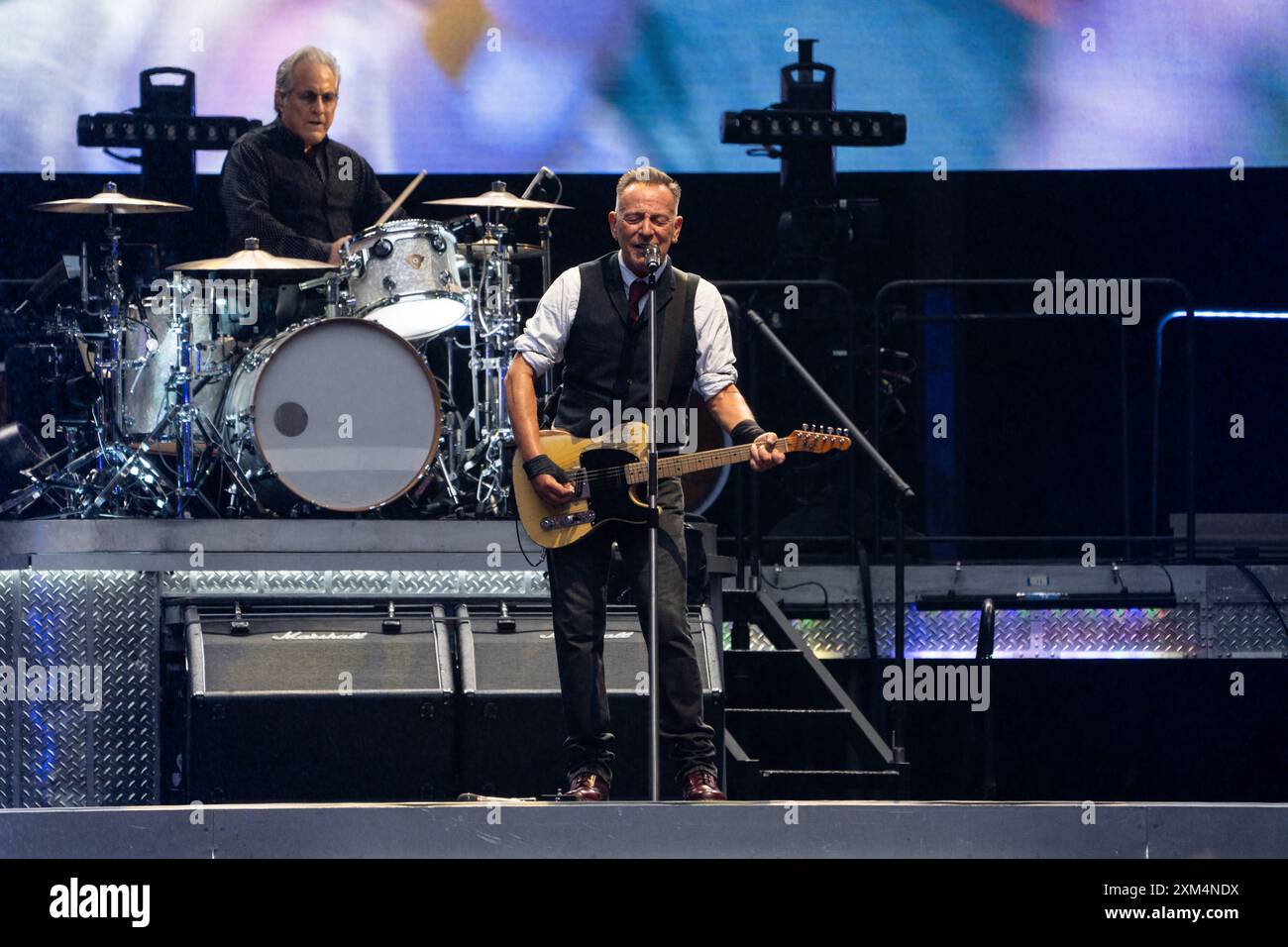 Bruce Springsteen and The E Street Band, performing Live at the Wembley ...